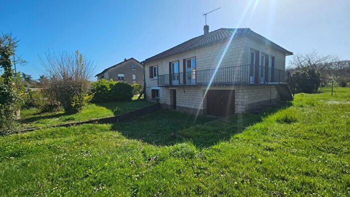 Maison à vendre - Saint-Benoît - 6 pièces - 5 chambres