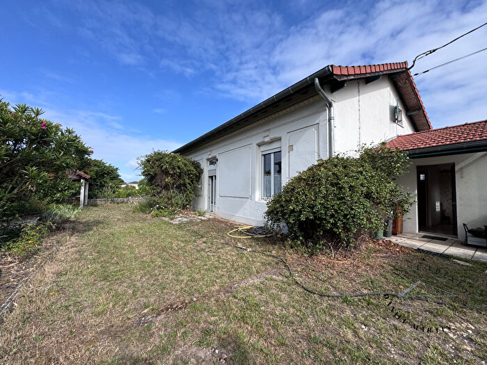 Maison 5 pièces à Bègles, Mairie, Bourg, à vendre
