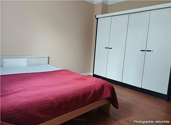 Maison à vendre - Noyon, Centre-ville - 5 pièces - 4 chambres