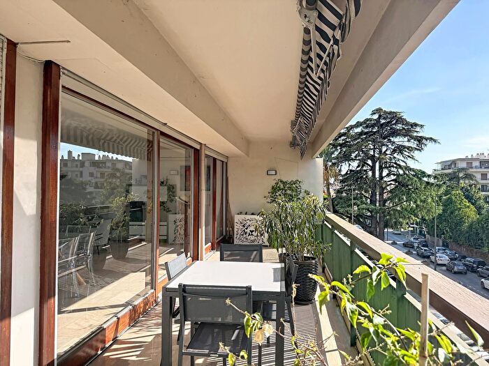 Appartement 4 pièces à Cannes, Californie Pezou, à vendre