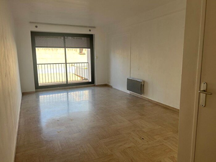 Appartement à louer - Grande Couronne, Cassis - 4 pièces - 3 chambres