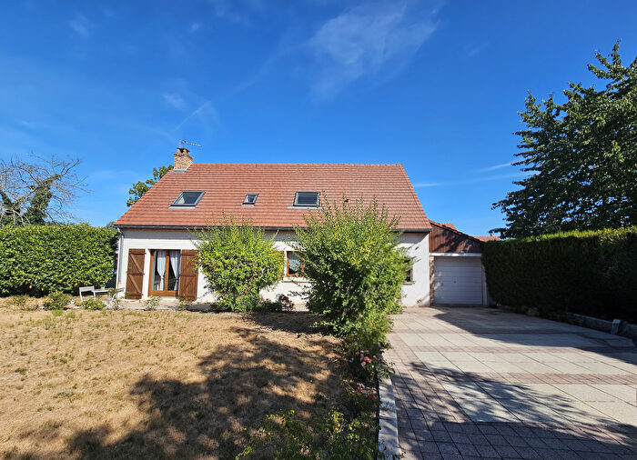 Maison 7 pièces à Fontenay-lès-Briis, à vendre