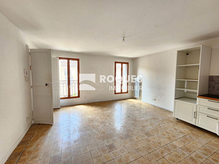 Appartement à louer - Lodève - 3 pièces - 2 chambres
