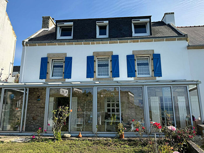 Maisons à vendre et appartements à louer - 1