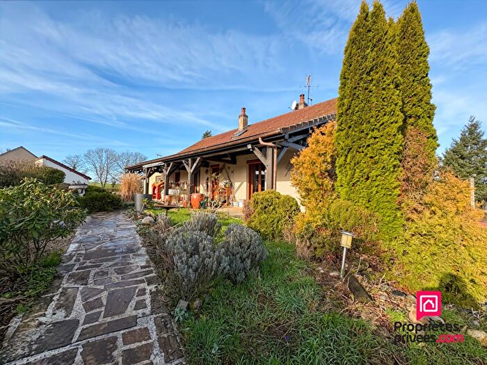 Maison à vendre - Semur-en-Auxois - 9 pièces - 4 chambres