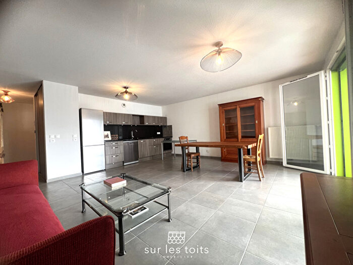 Appartement à vendre - Cran-Gevrier, Centre-ville, Le Vernay, Les Iles - 3 pièces - 2 chambres