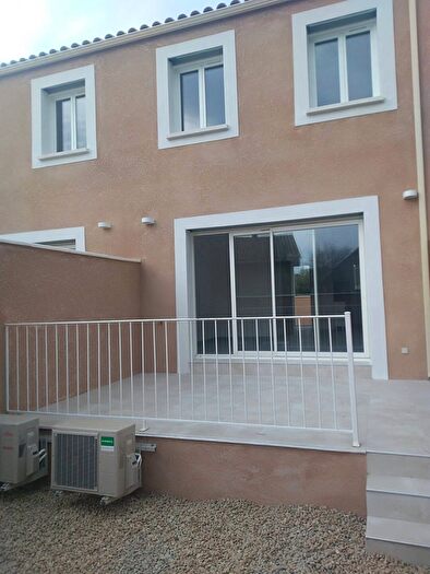 Maison à louer - Les Cariatides, Beaucaire - 4 pièces - 3 chambres