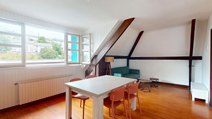 Appartement à louer - Rodez - 2 pièces - 1 chambre