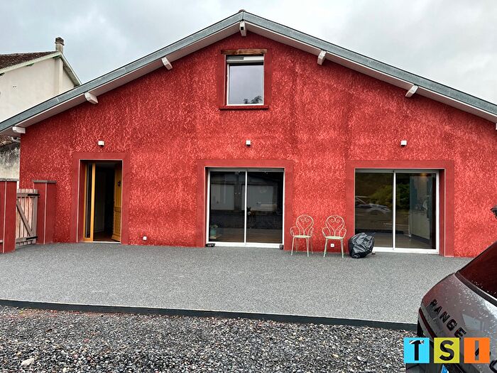 Maison à vendre - Loures-Barousse - 8 pièces - 6 chambres