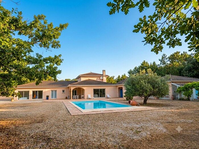 Soulac-sur-Mer : Maison 8 pièces à vendre