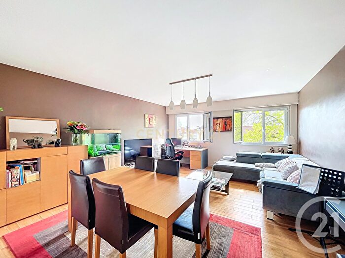 Bourg-la-Reine, République : Appartement 3 pièces à vendre