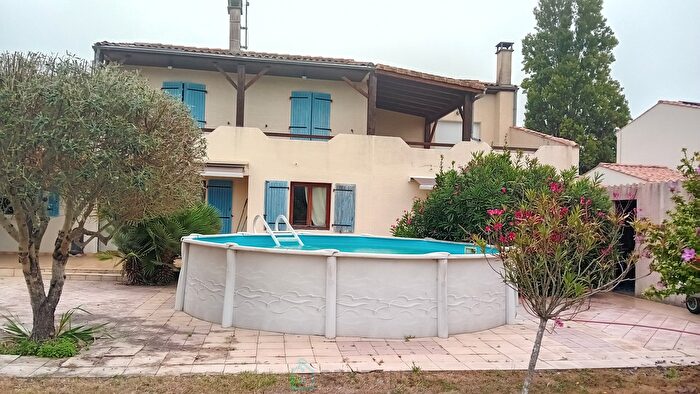 Maison à vendre - Saint-Palais-sur-Mer - 7 pièces - 3 chambres