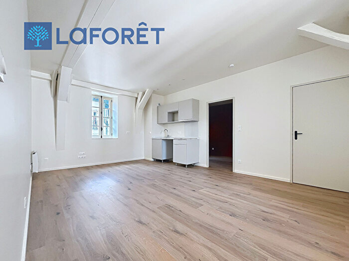 Appartement à louer - Auray, Centre-ville, Le Pratel - 2 pièces - 1 chambre