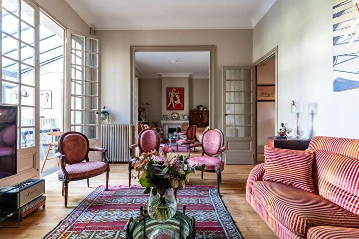 Maison à vendre - Le Bouscat, Barrière du Médoc - 8 pièces - 6 chambres