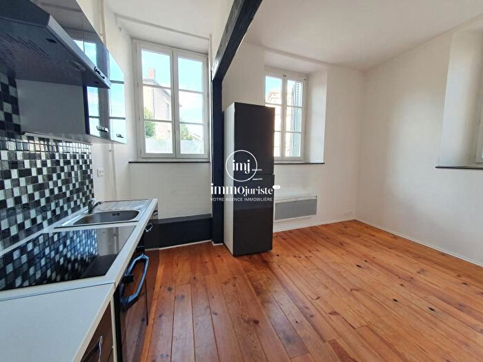 Appartement à louer - Limoges, Centre-ville, Hôtel de Ville, Emailleurs - 2 pièces - 1 chambre
