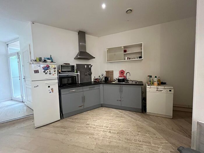Nancy, Poincaré, Foch, Anatole France, Croix de Bourgogne : Appartement 6 pièces à louer