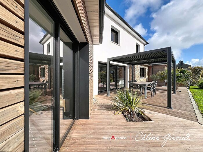 Maison à vendre - Avranches - 11 pièces - 5 chambres