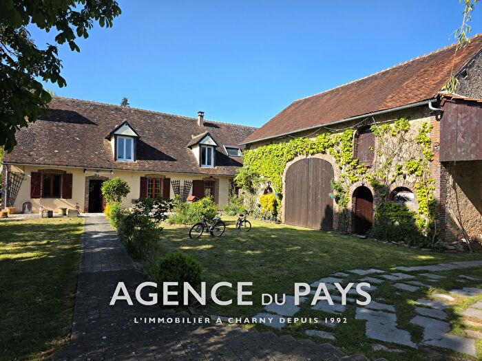 Charny : Maison 7 pièces à vendre