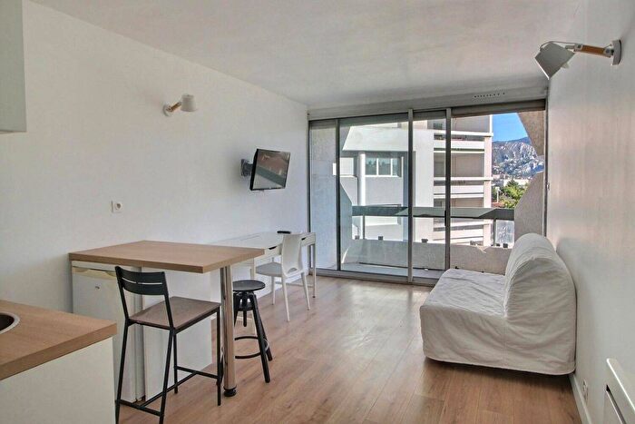 La Timone, Marseille 10ème arrondissement : Appartement 1 pièce à louer