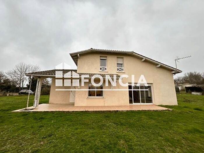 Maison à louer - Bascons - 5 pièces - 4 chambres