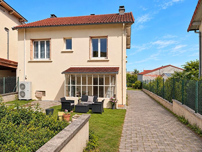 Maison 6 pièces à Clermont-Ferrand, Croix de Neyrat, à vendre