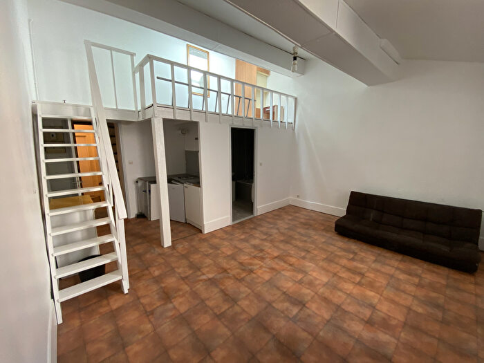 Appartement à louer - Montpellier, Centre historique - 1 pièce