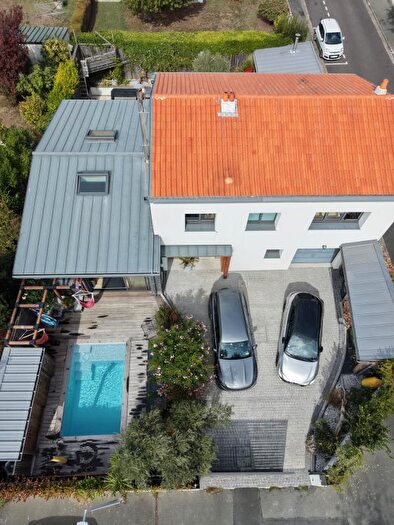 Maison 7 pièces à vendre à L'Houmeau