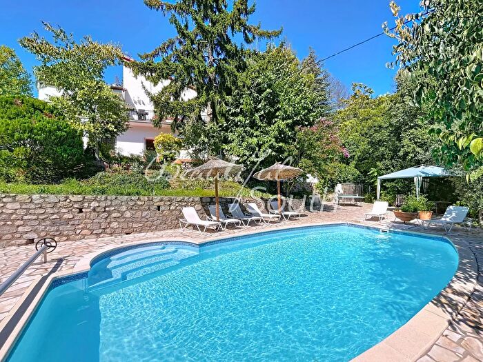 Maison à vendre - Arles-sur-Tech - 9 pièces - 5 chambres