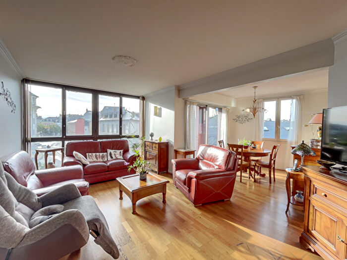 Appartement à vendre - Tarbes, Centre-ville - 5 pièces - 3 chambres