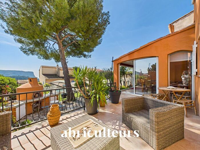 Maison à vendre - Cassis - 6 pièces - 3 chambres