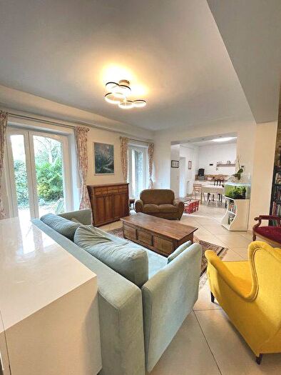 Maison à vendre - Alès, Centre-ville - 8 pièces - 6 chambres