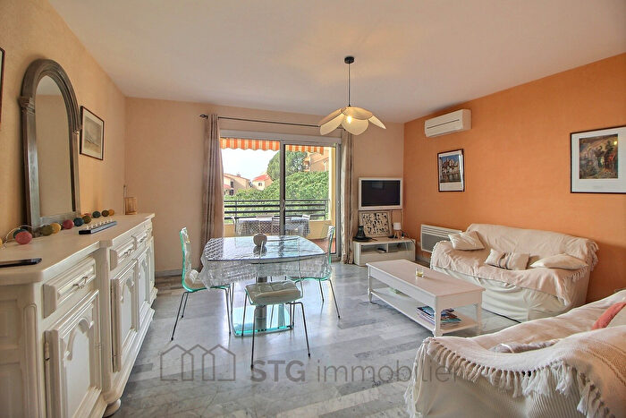 Appartement à vendre - Ajaccio, Les Sanguinaires - 3 pièces - 2 chambres