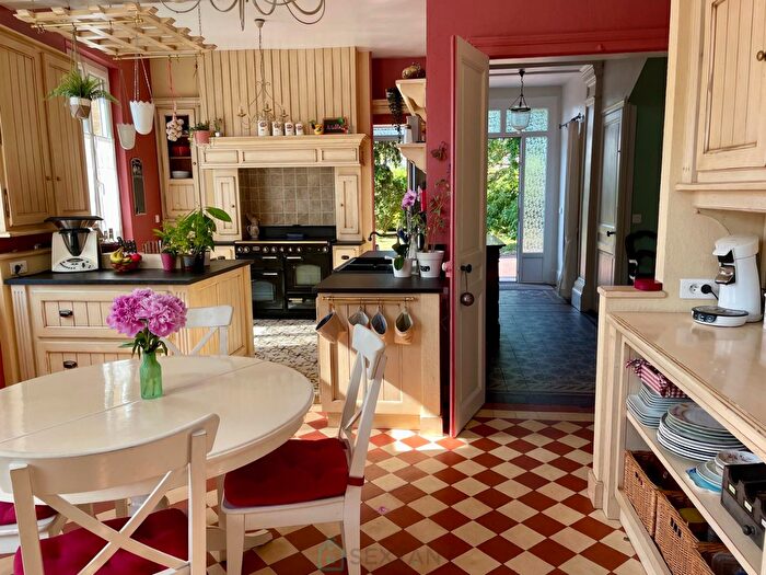 Saint-Aubin-lès-Elbeuf - Maison 8 pièces à vendre