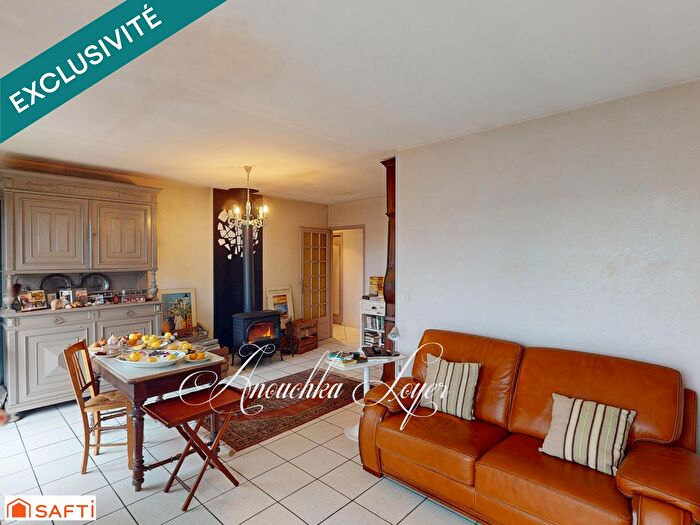 Maison à vendre - Saint-Macaire - 4 pièces - 3 chambres