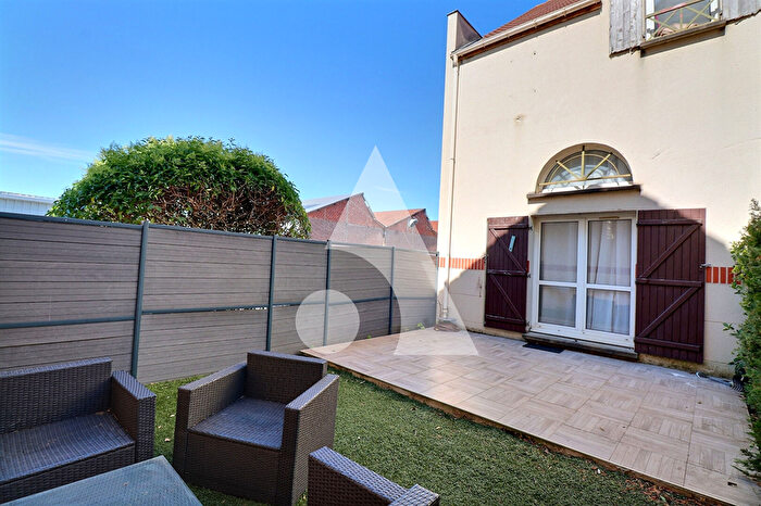 Maison à vendre - Saint-Ouen-lAumône, Epluches - 5 pièces - 3 chambres