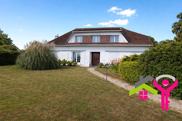 Maison à vendre - Ghissignies - 7 pièces - 6 chambres