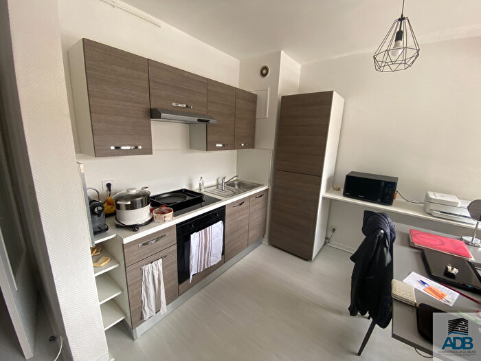 Roanne, Faubourg Paris : Appartement 2 pièces à louer