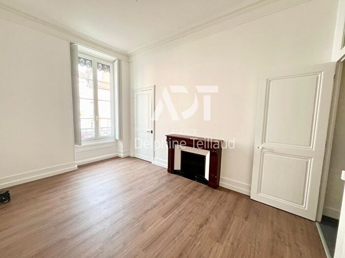 Appartement 4 pièces à louer - Grenoble, Notre-Dame, Mutualité