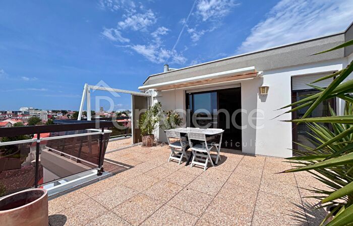 Royan, Saint-Pierre : Appartement 3 pièces à vendre