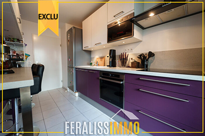 Éragny, Papeterie - Appartement 3 pièces à vendre