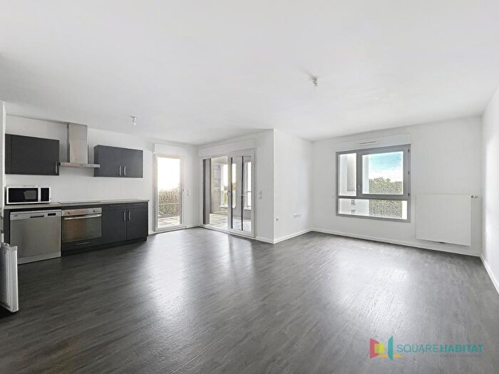 Quartiers Nord-Ouest, Villejean : Appartement 5 pièces à louer