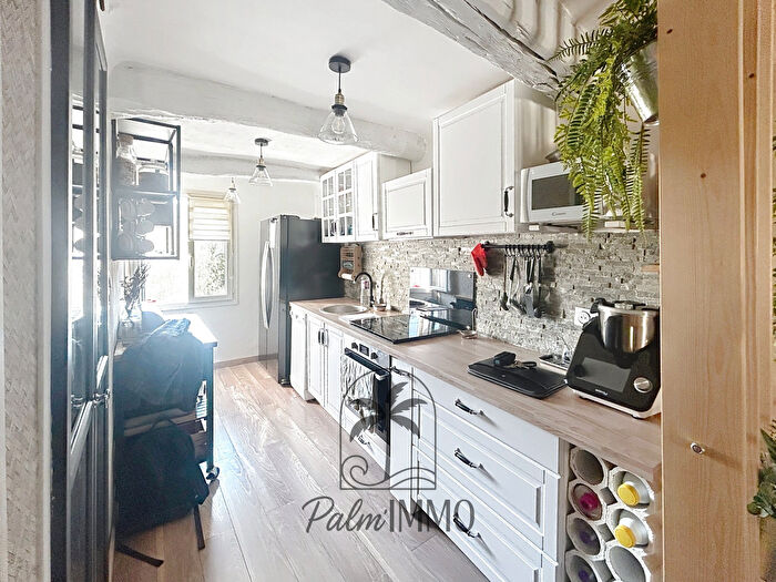 Maison à vendre - Correns - 3 pièces - 2 chambres