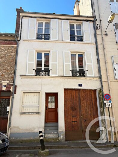 Coulommiers, Centre-ville : Maison 14 pièces à vendre
