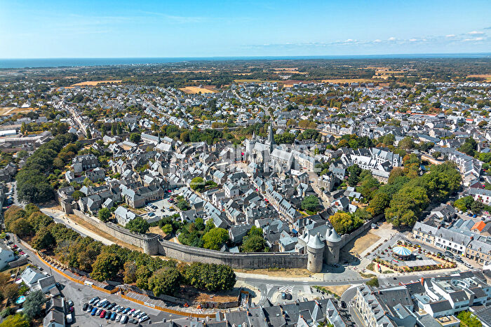Appartement 6 pièces à Guérande, Centre-ville, Faubourgs, à vendre