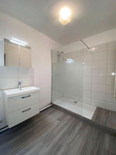 Centre-Gigny-Noue Centre, Saint-Dizier : Appartement 2 pièces à louer