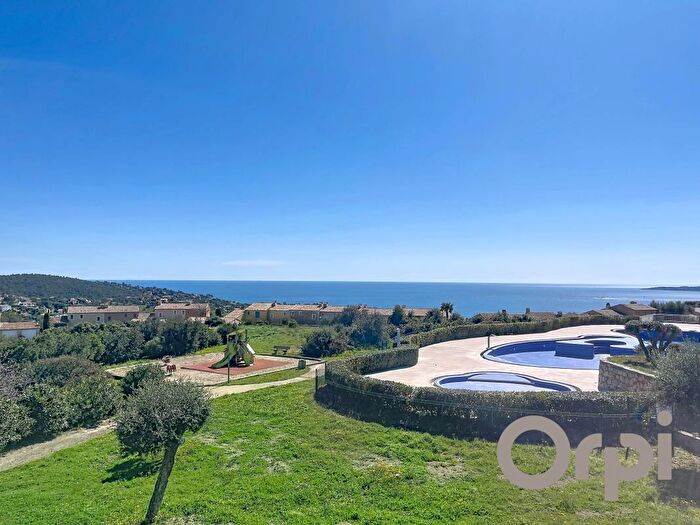 Appartement 3 pièces à vendre à Roquebrune-sur-Argens, Les Terrasses