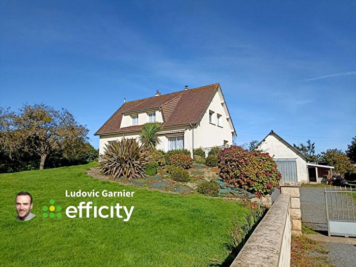 Maison à vendre - Isigny-le-Buat - 6 pièces - 4 chambres