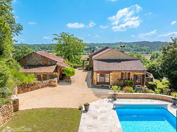 Maison à vendre - Fumel - 9 pièces - 5 chambres