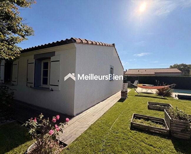 Maison 6 pièces à vendre à Saint-Sulpice-la-Pointe