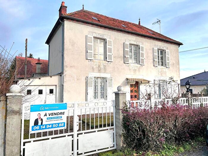 Maison à vendre - Saint-Priest-Bramefant - 4 pièces - 2 chambres